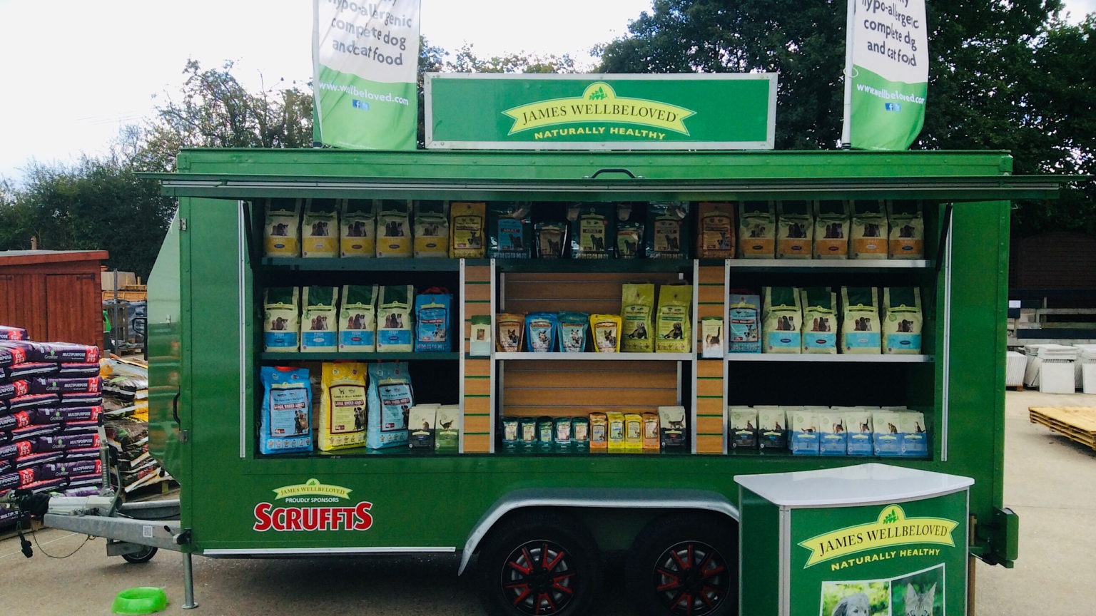 Merchandising Trailers-Boxer Trailers