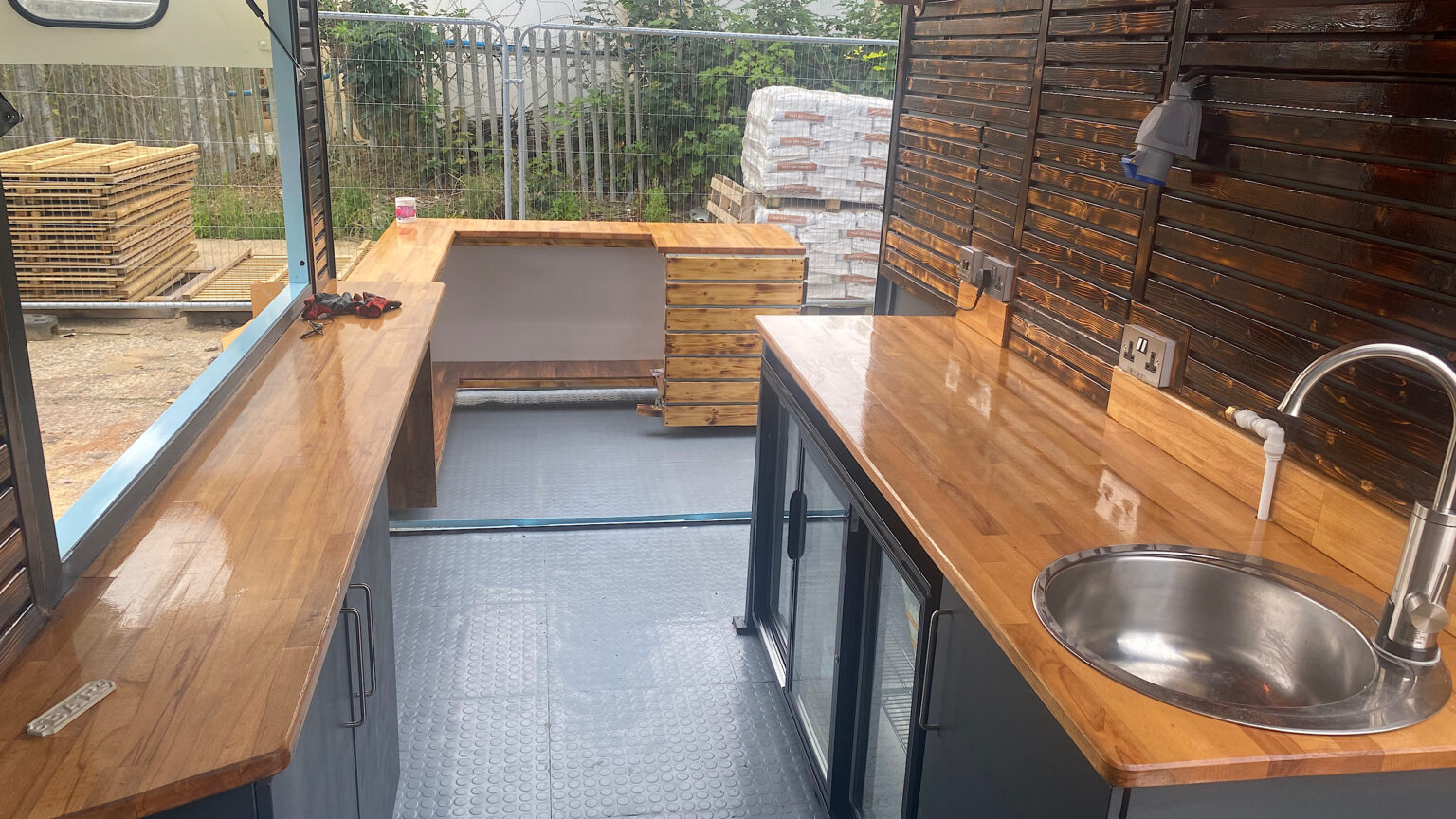 Professional horsebox trailer conversions-Boxer Trailers
